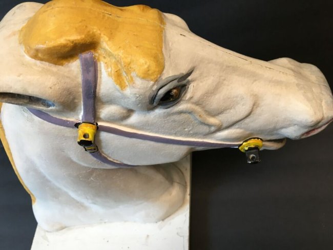 Cast Iron Carousel Horse Head from Kiddie Ride > Kiddie Size Carousel ...